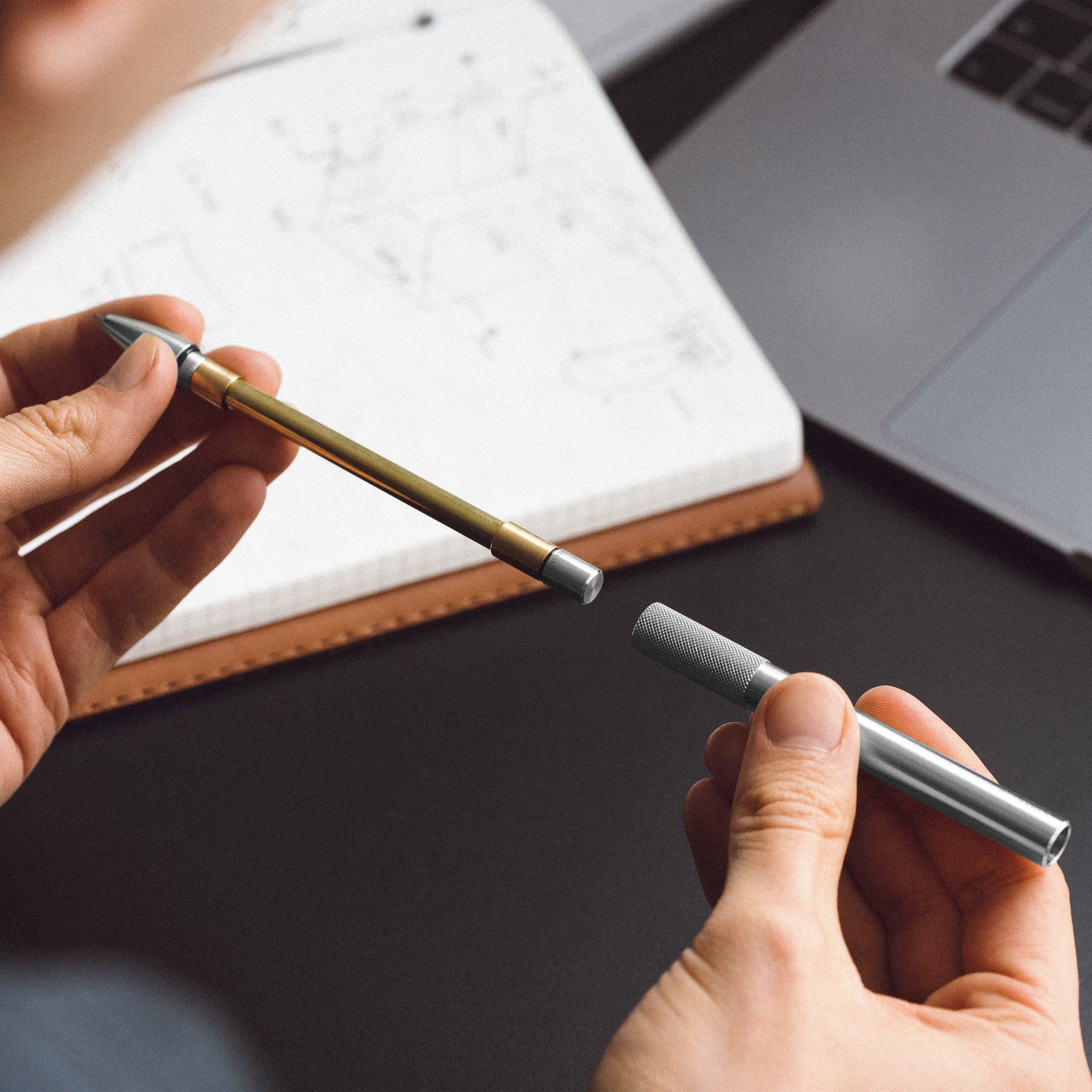 Triumph X Wingback Titanium Black Steel