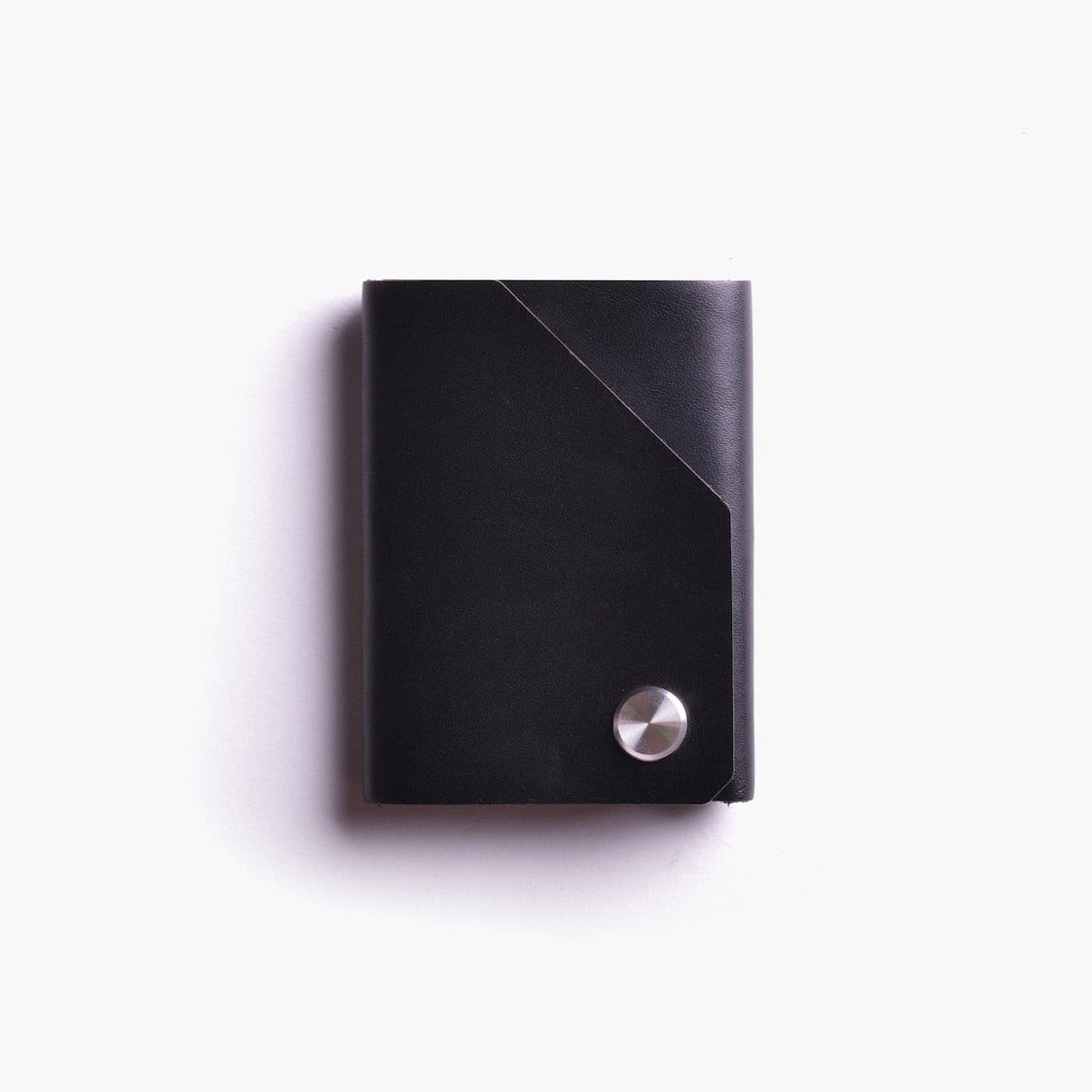 Charcoal Cash Wallet | Personalised men’s wallets | WINGBACK